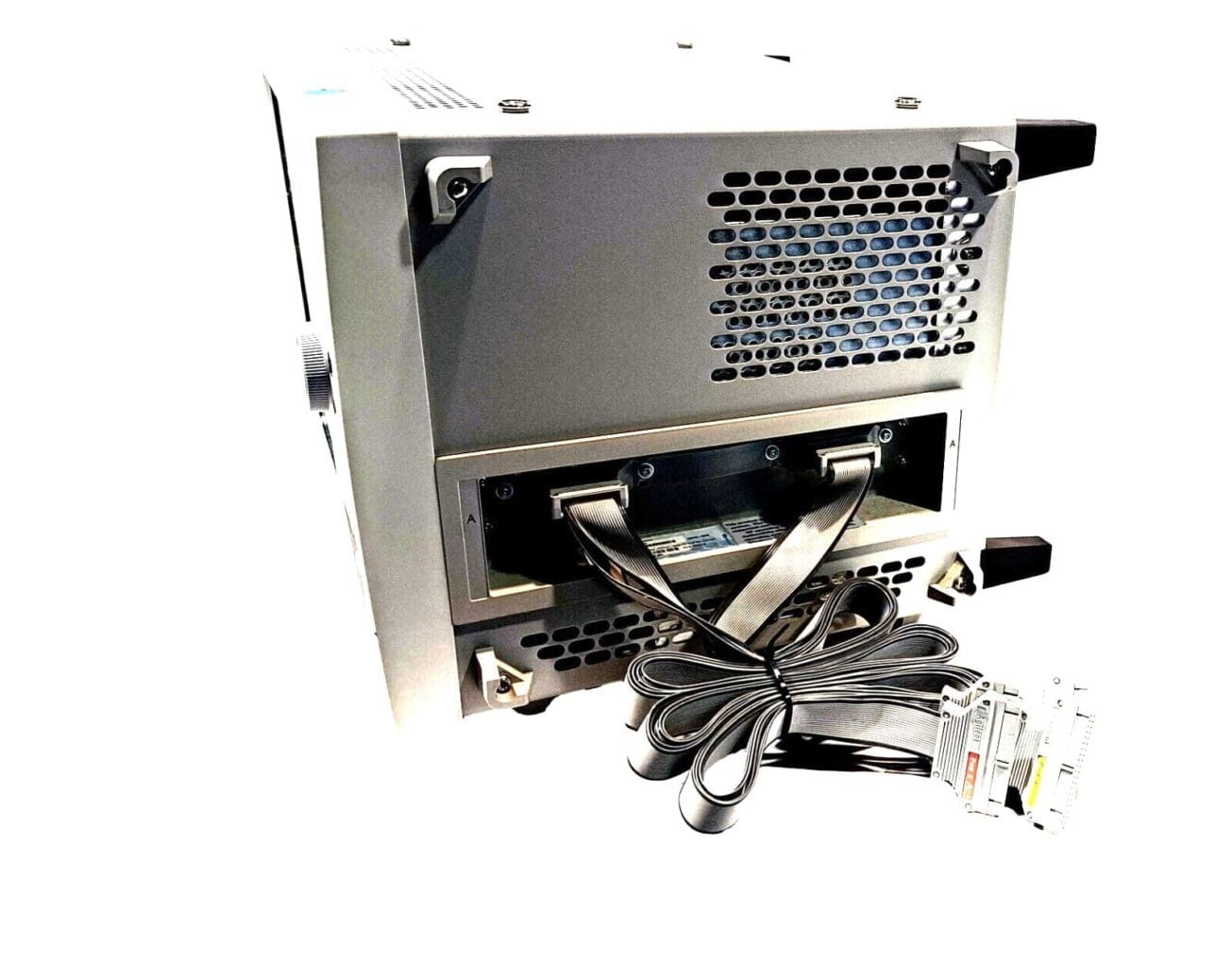 Agilent 16802A Opt 101, 102, 111, MY50370285 68 Channel Portable Logic ...