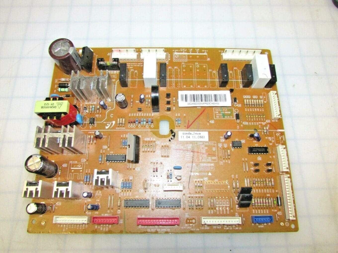 Samsung Main Printed Circuit Board Assembly DA92-00055A - ZOMBIE COMPONENTS